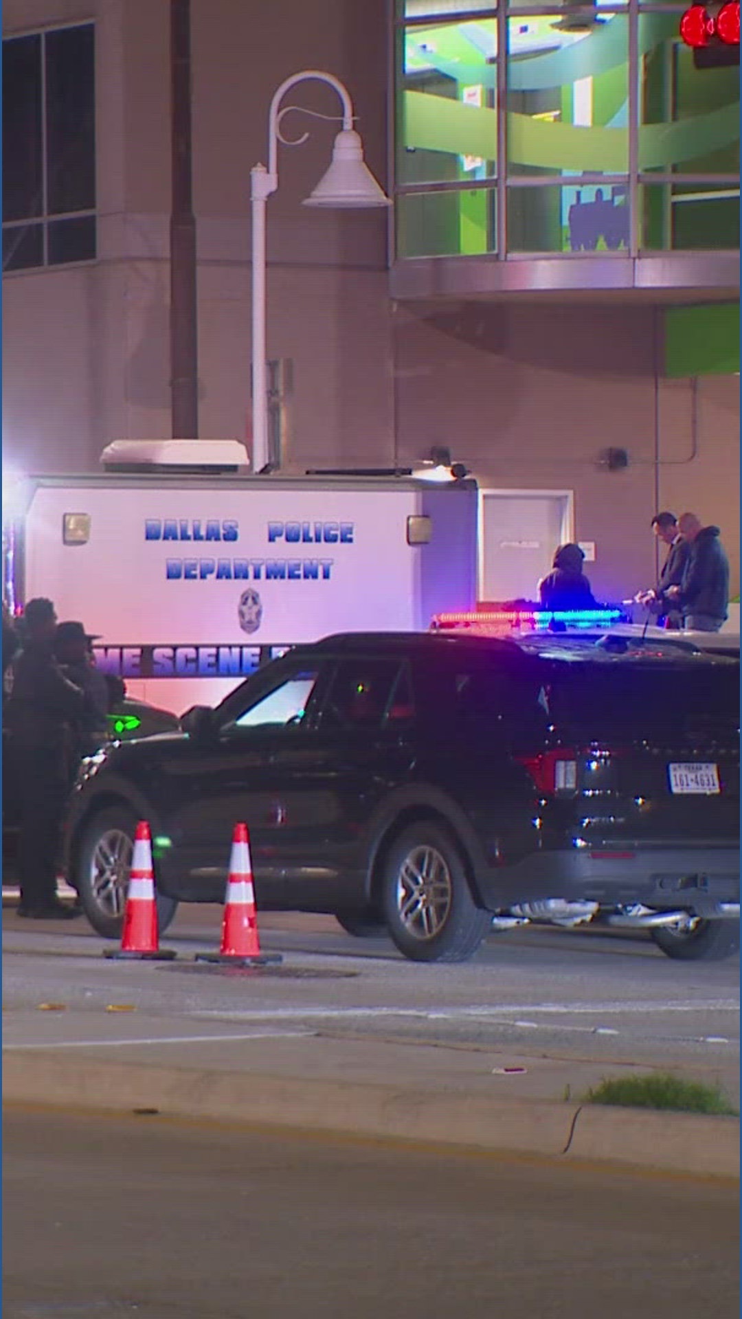 Convicted felon posing as officer killed by Dallas SWAT after standoff ...