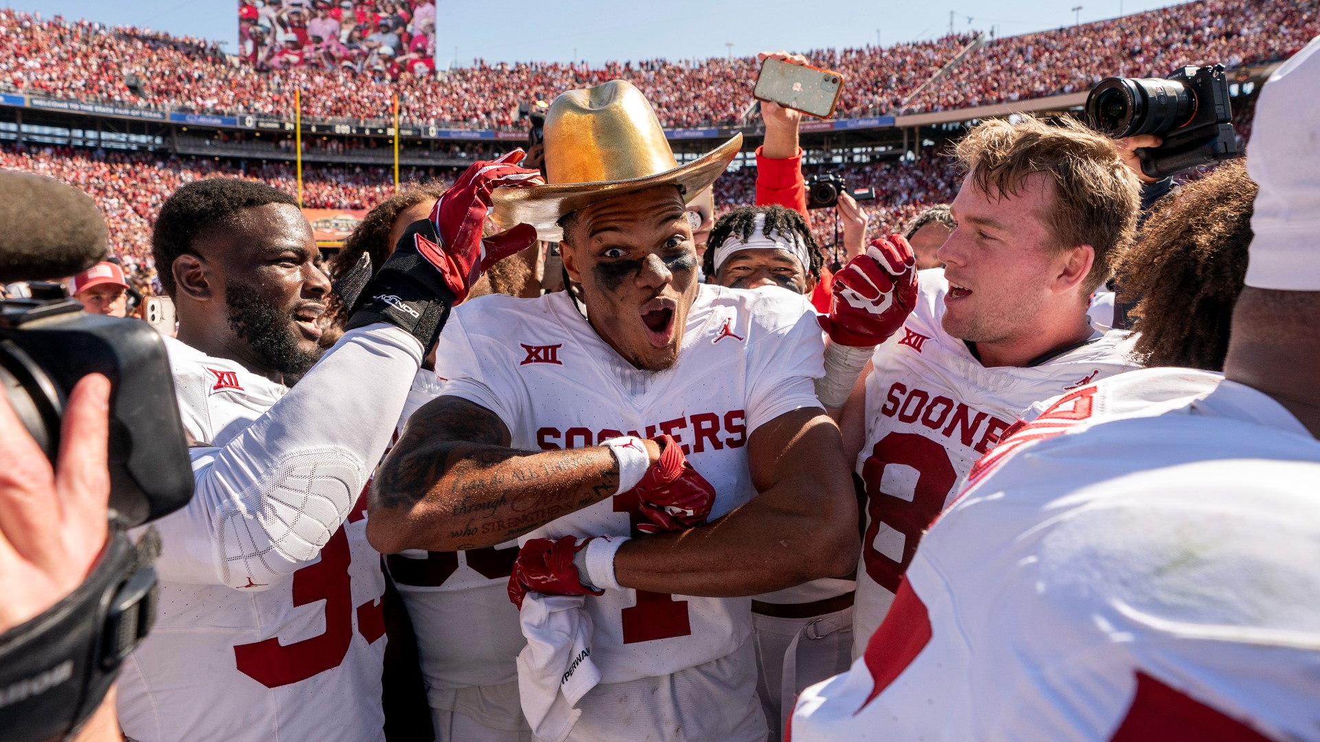 Texas-OU score | Longhorns, Sooners meet in Red River Rivalry | wfaa.com