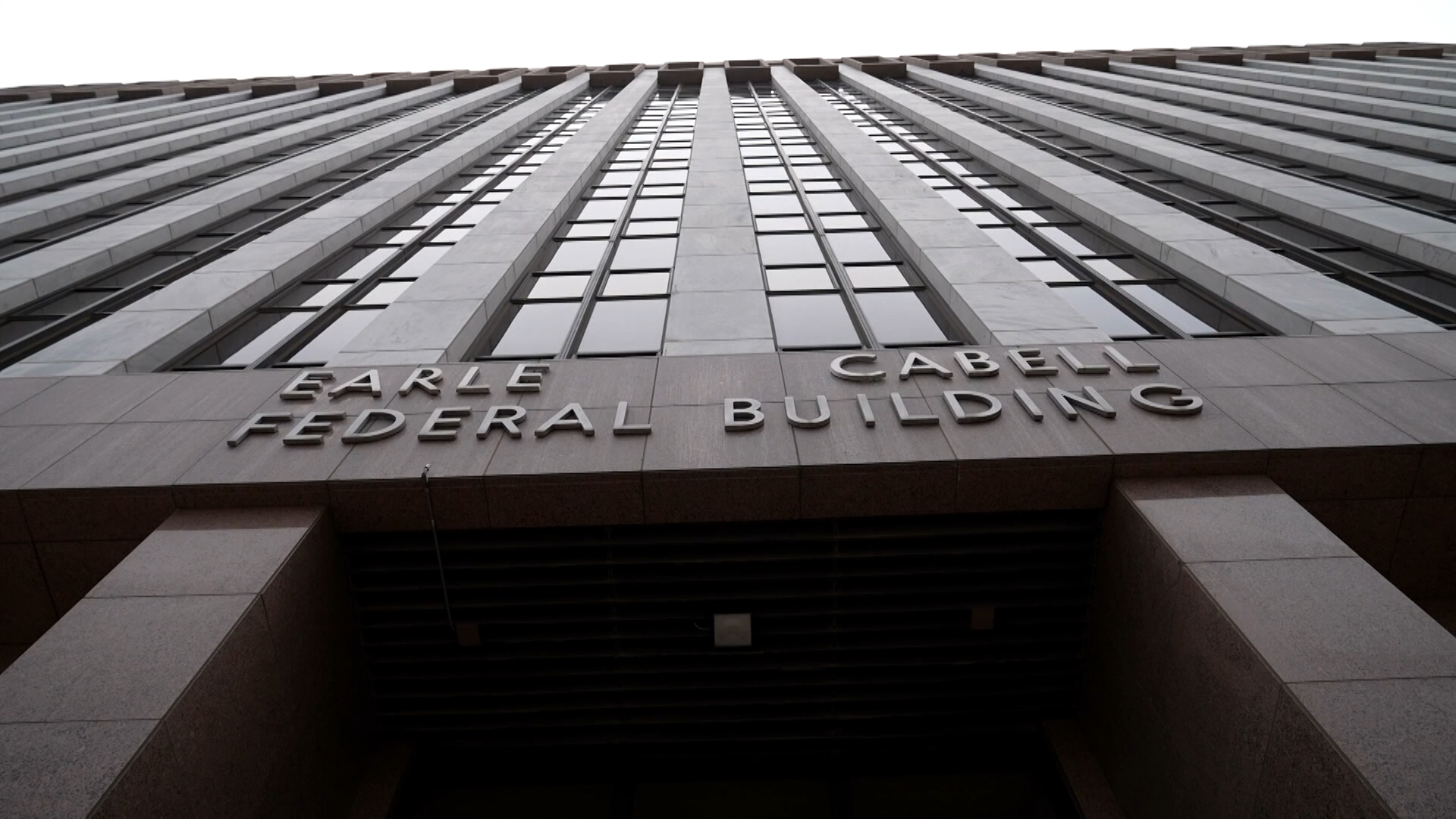 Texas federal courts remain open amid ongoing shutdown | wfaa.com