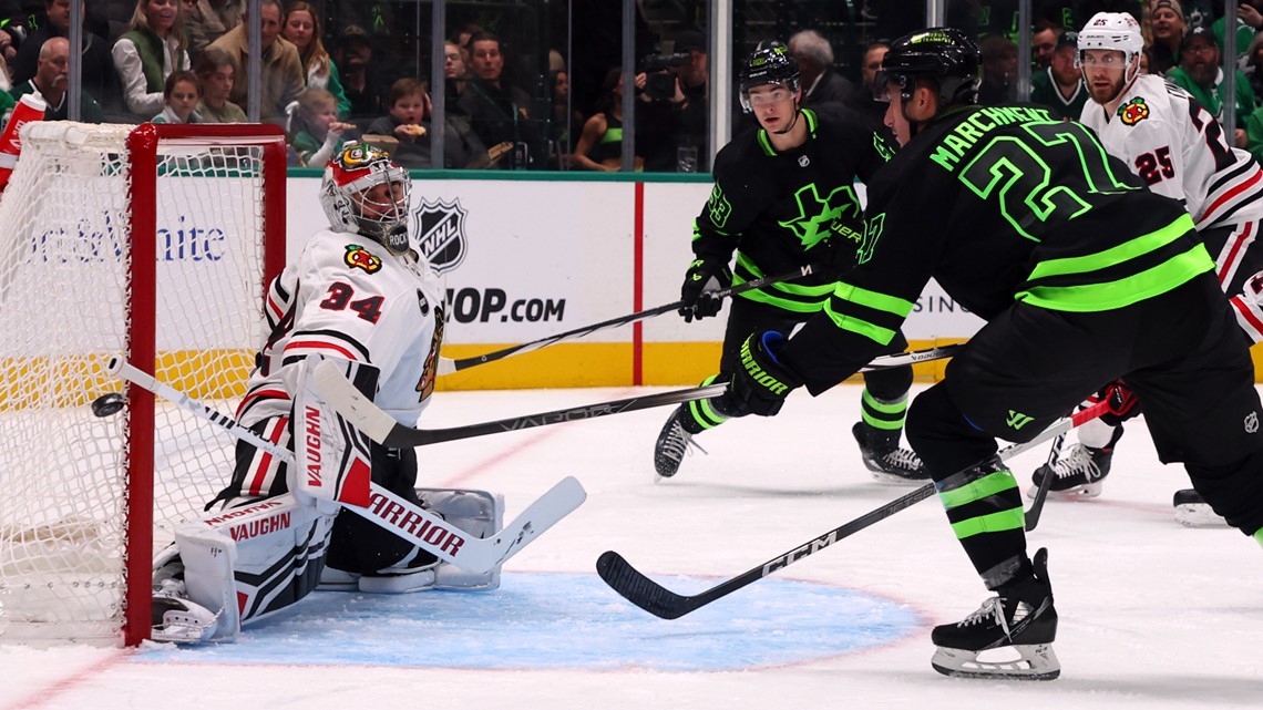 Dallas Stars score 8 goals in rout of Chicago Blackhawks | wfaa.com