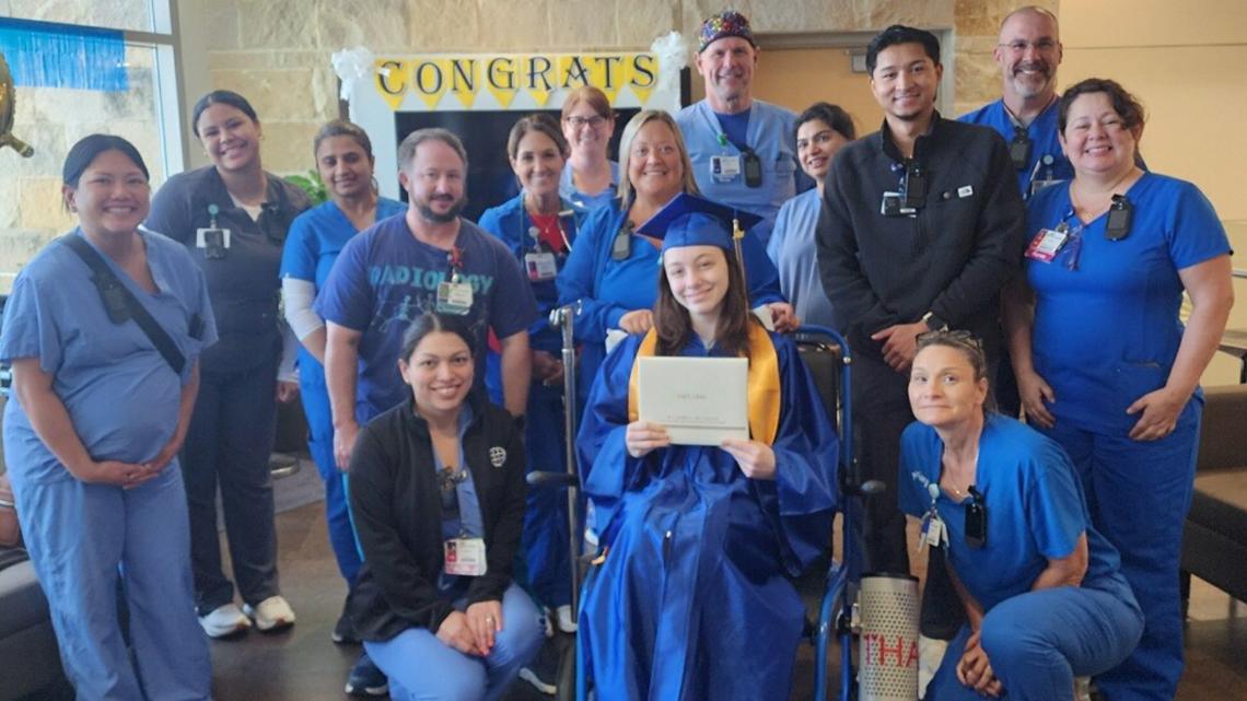 Hospital throws surprise graduation for sick high school senior | wfaa.com