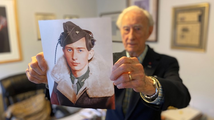 WWII pilot on a mission to mark Home Front Heroes Day nationwide | wfaa.com