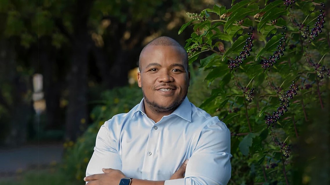 Venton Jones one of three gay, Black state lawmakers elected | wfaa.com