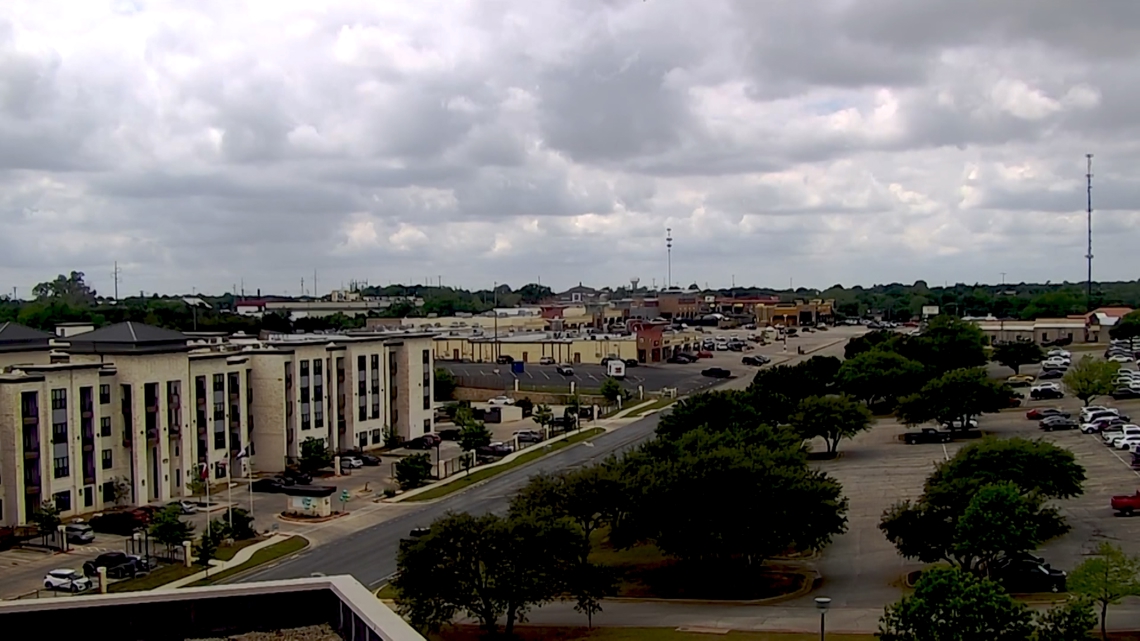 TIMELAPSE: Clouds roll through Weatherford, Texas, in April 2024 | wfaa.com