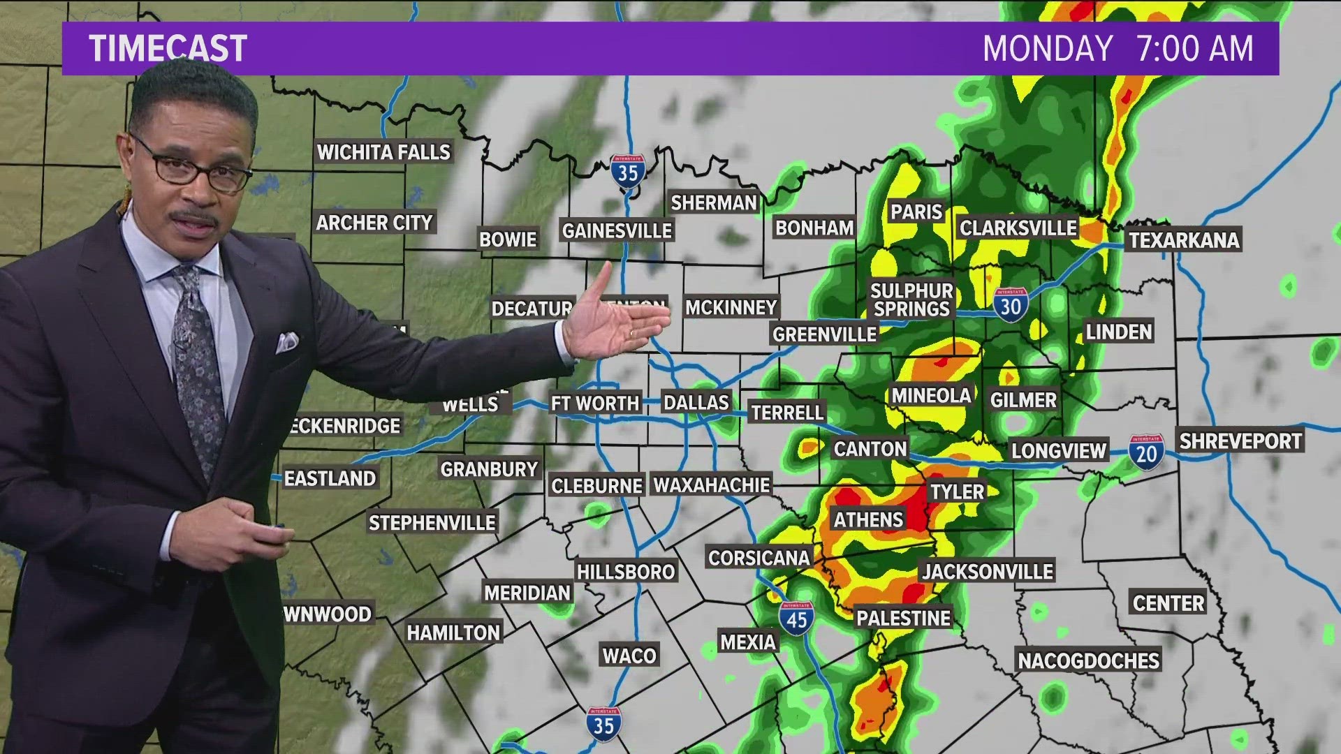 DFW Weather: Scattered showers linger on Friday, Saturday looks sunny and storms are possible ...