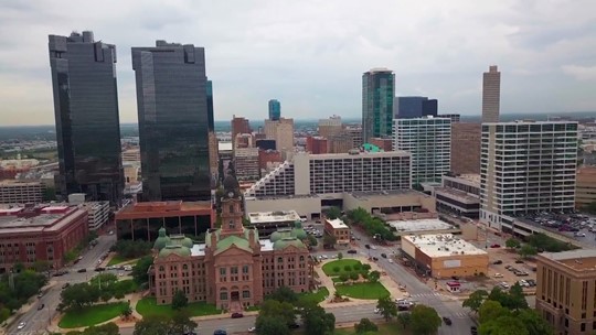 Fort Worth, Texas restaurant leases downtown tower | wfaa.com