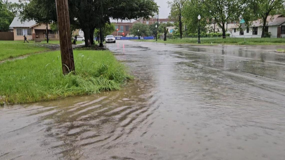 Infrastructure woes hinder South Dallas growth, residents say | wfaa.com