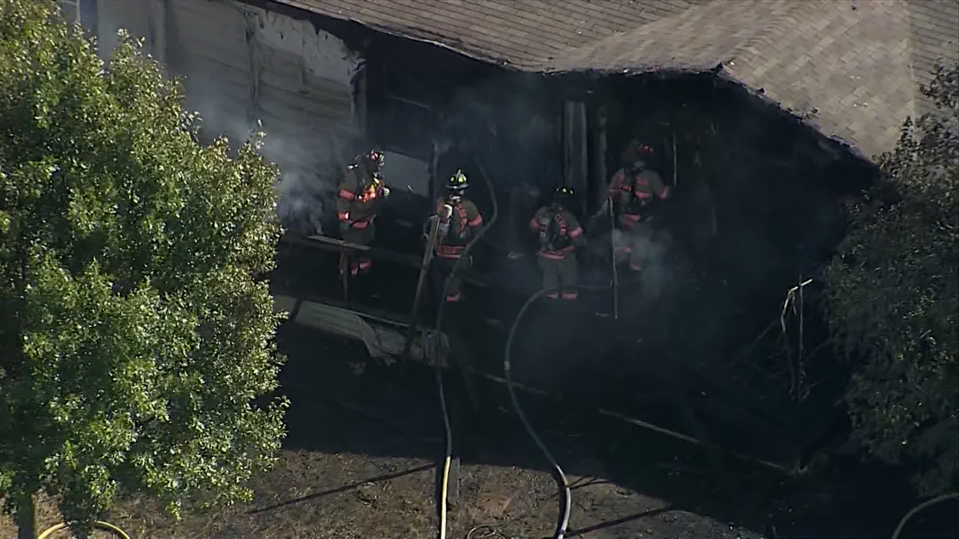 Roanoke, TX: 1 dead in house fire, officials say | wfaa.com