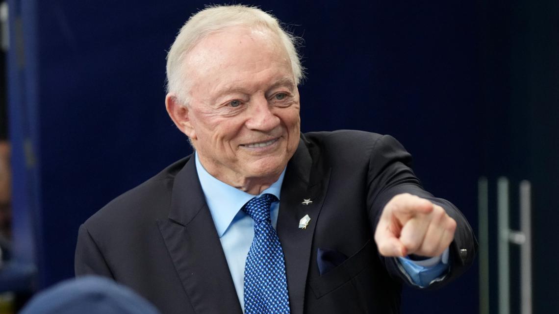 Jerry Jones responds to calls for curtains at AT&T Stadium | wfaa.com