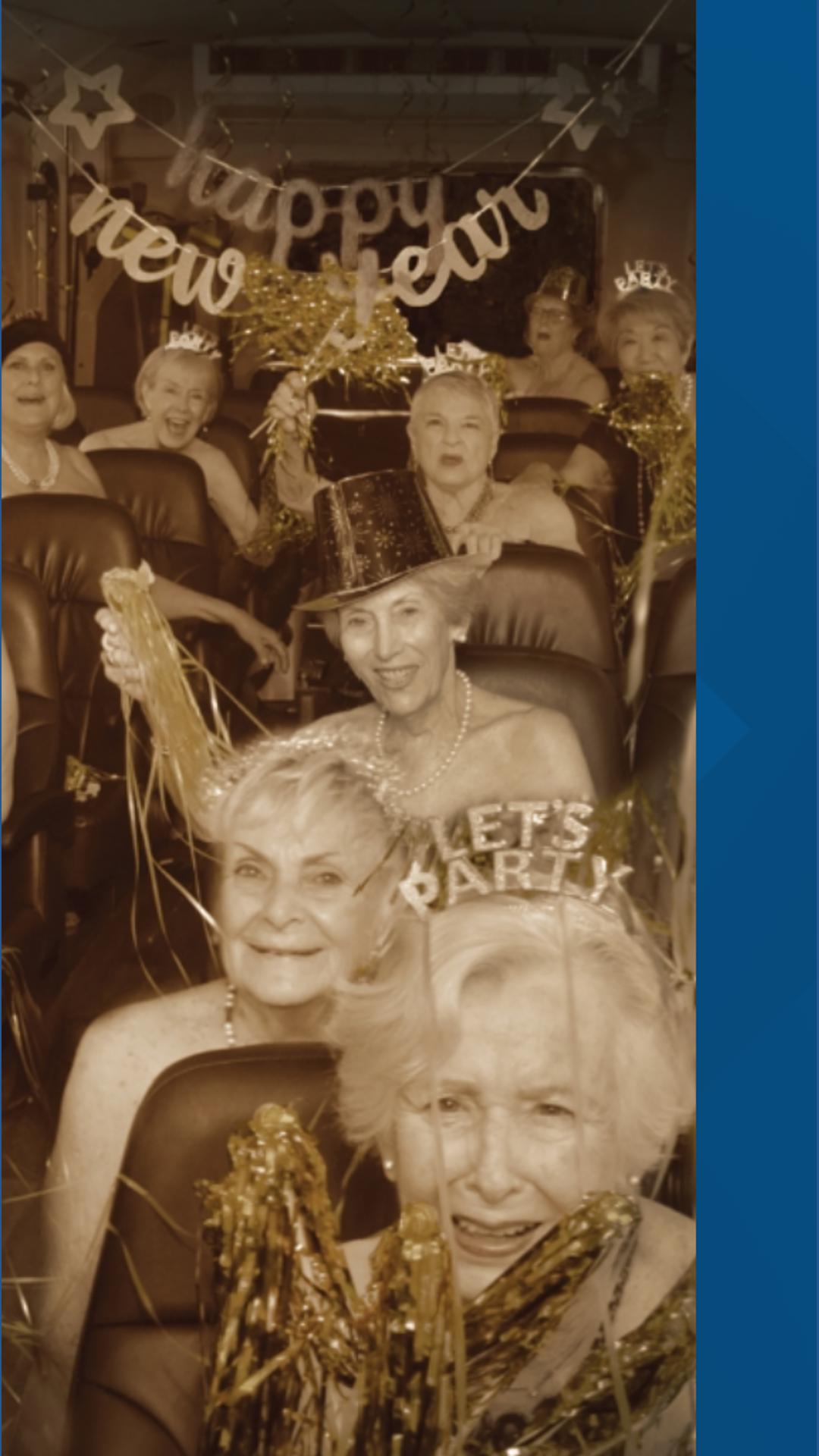 'Calendar Girls' | Retirement home residents 'bare it all' in pin-ups ...