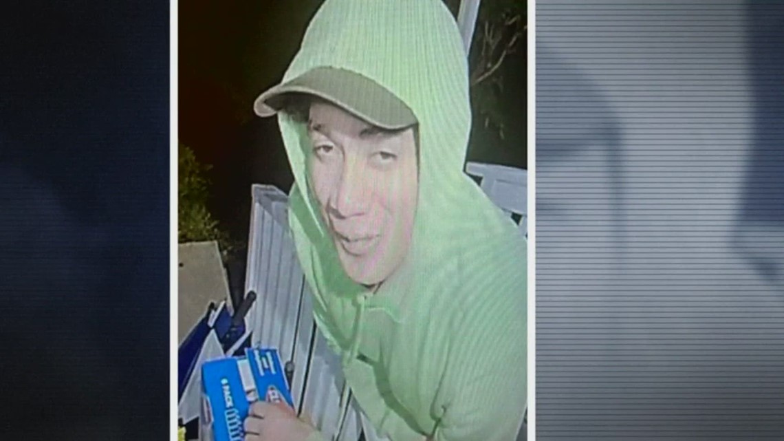 Pennsylvania police: Escaped prisoner armed with stolen rifle | wfaa.com