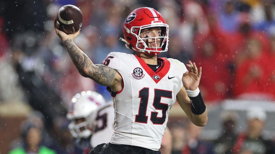 Georgia faces Tennessee in a must-win between the hedges | wfaa.com
