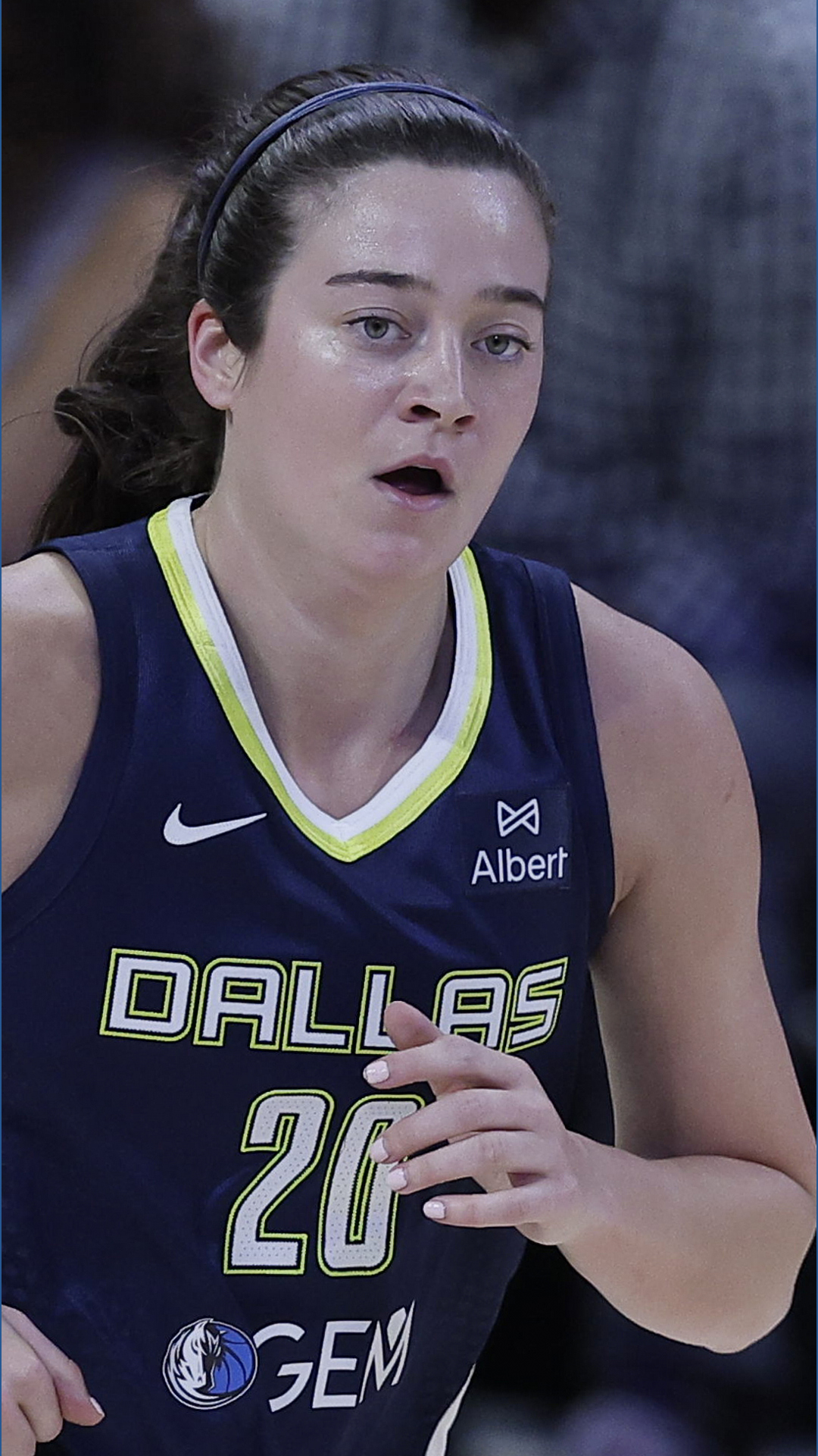 Dallas Wings' Maddy Siegrist suffers knee injury | wfaa.com