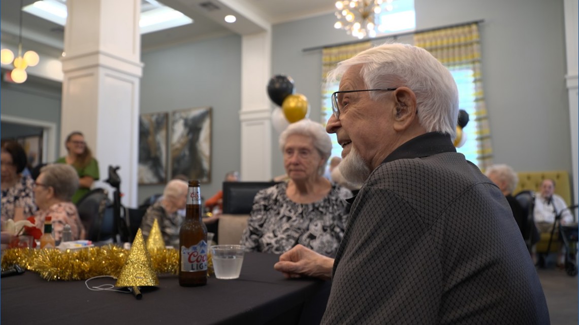 WWII veteran Verland Drake shares the secret to living to 104 | wfaa.com