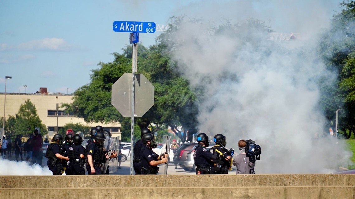 Dallas police ordered to temporarily stop using 'less-lethal' weapons ...
