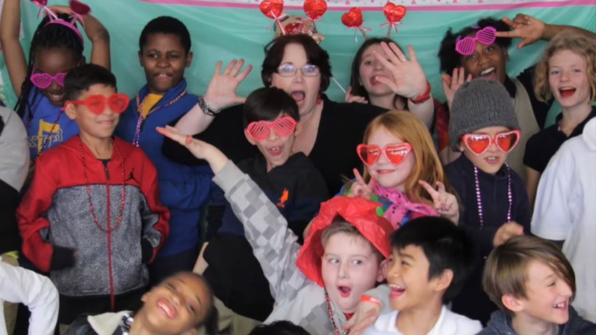 The Dallas teacher who taught during chemo treatments has died of ...