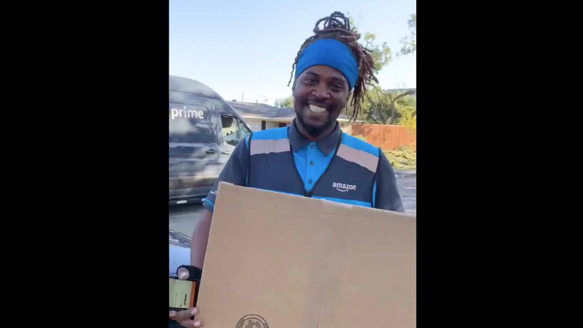 Even tornado damage couldn't stop this Amazon crew from delivering a ...