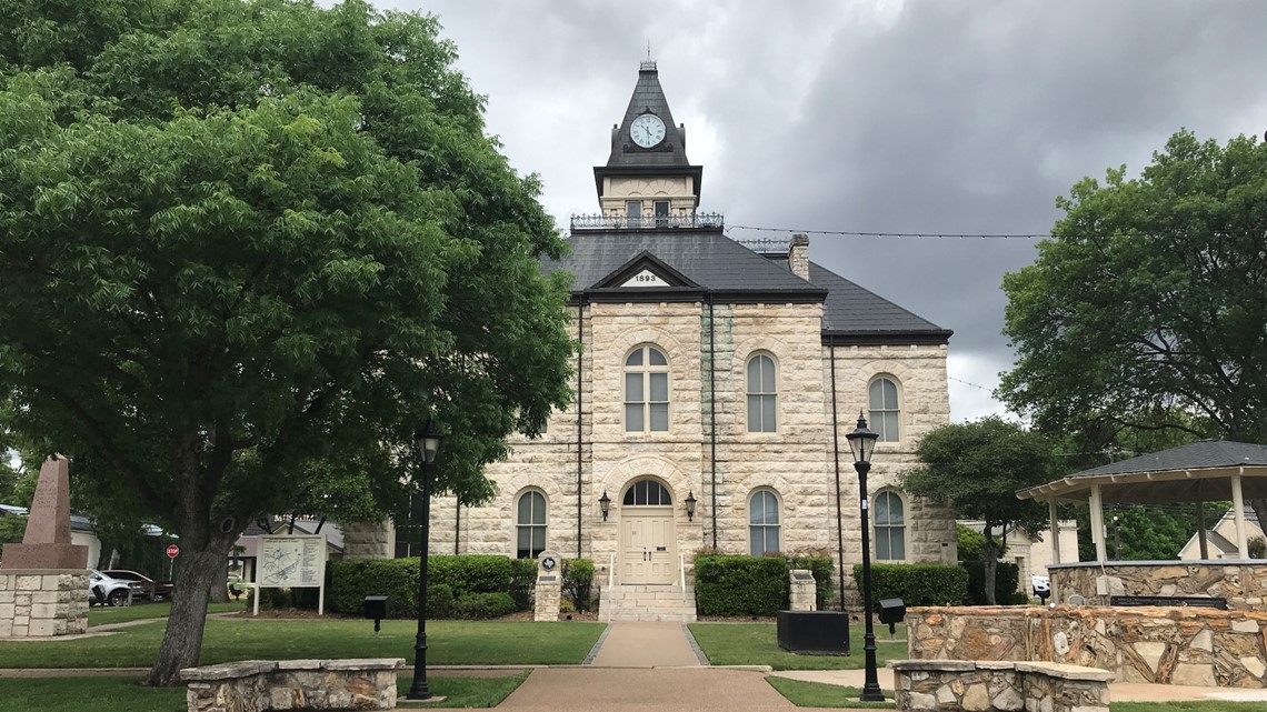 What’s life like in a Texas county with zero coronavirus cases? | wfaa.com