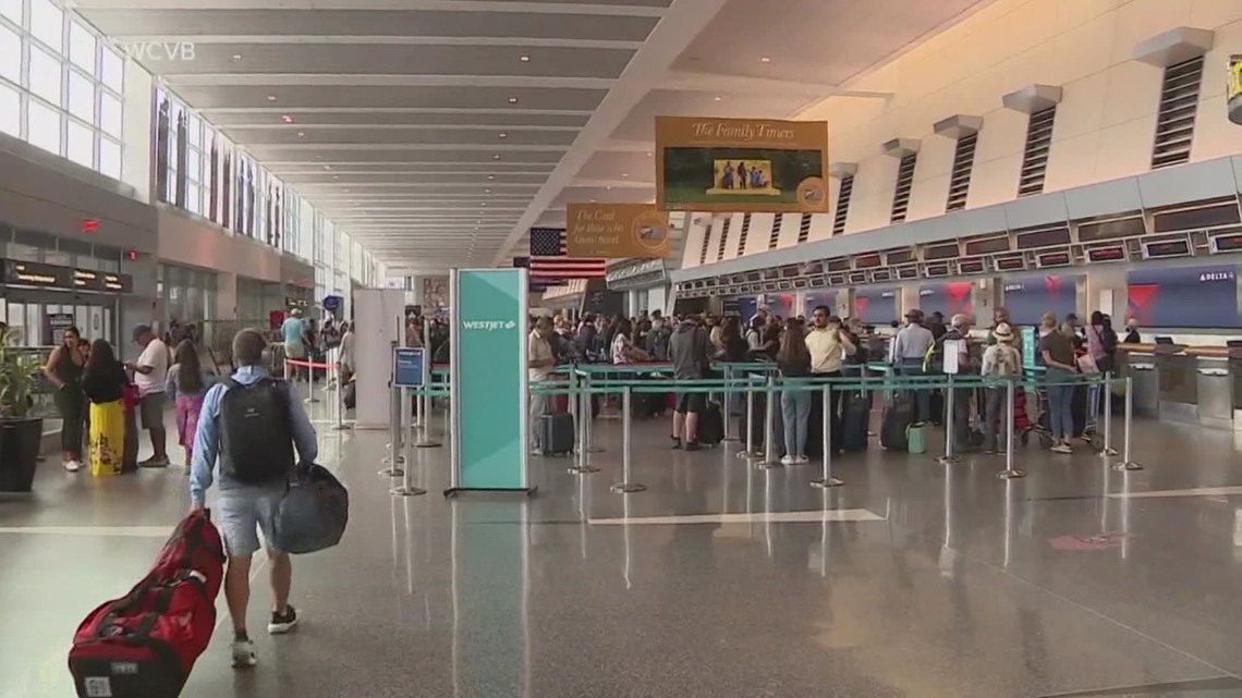 Hurricane Ian causes cancelations, delays for DFW flights | wfaa.com