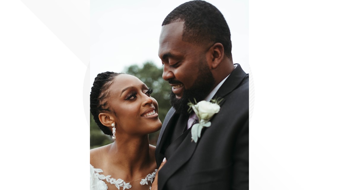 PHOTOS: TCU OL Obinna Eze writes poetry about life, wife, family | wfaa.com