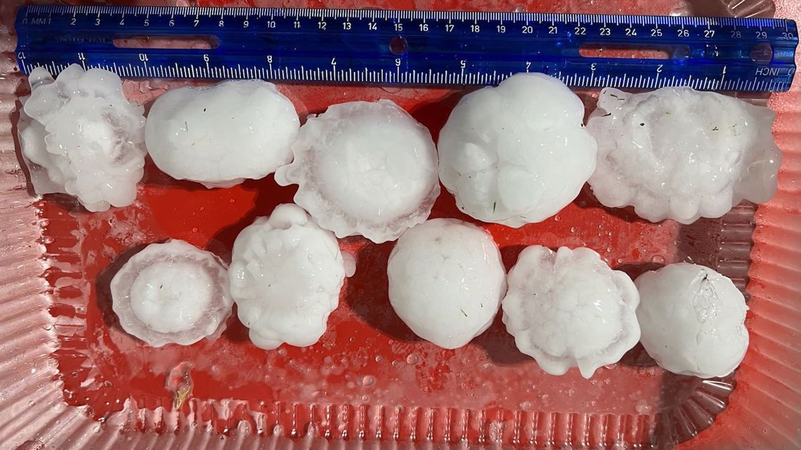 Large hail falls across North Texas as severe storms move in | wfaa.com