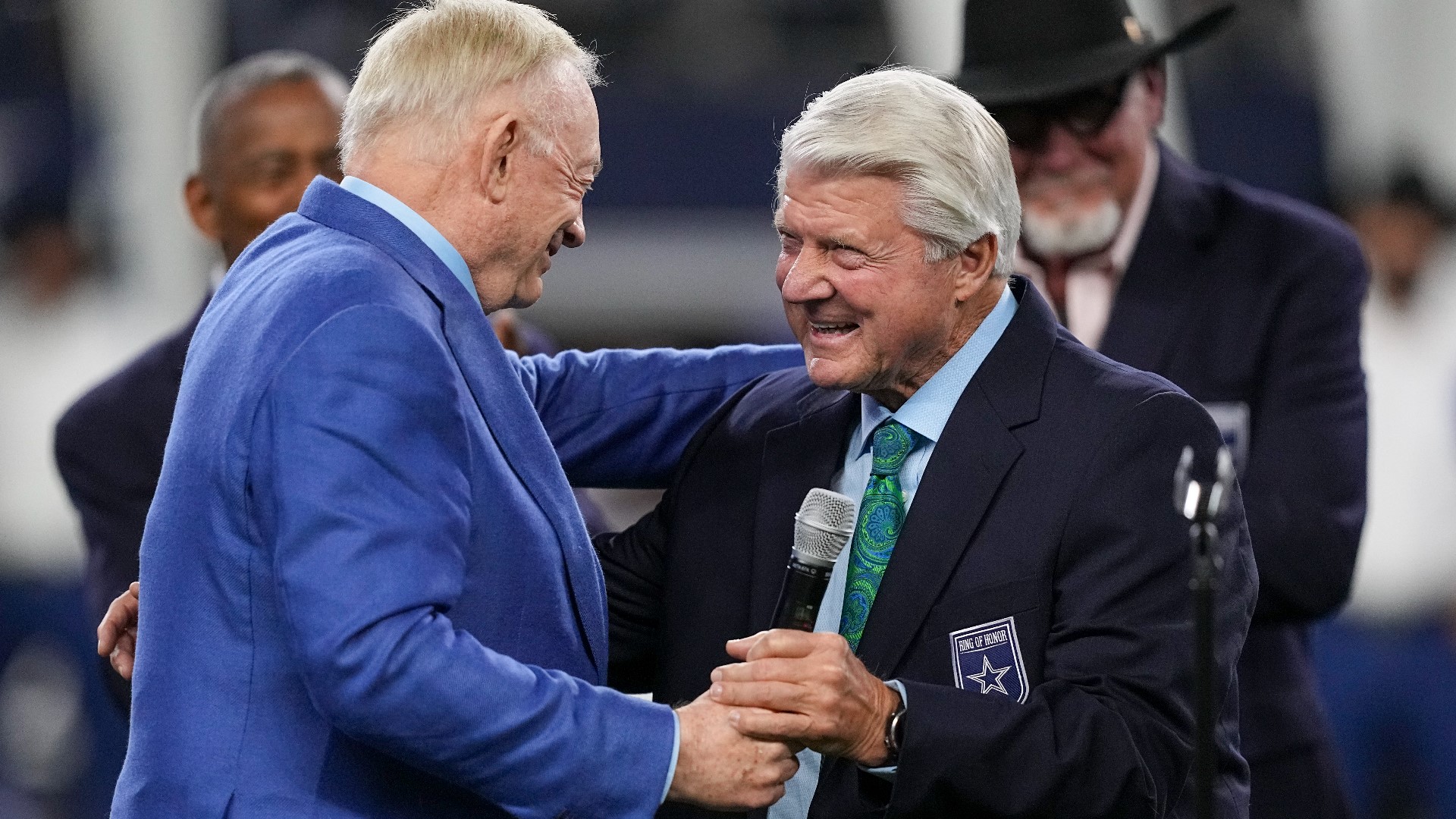 Cowboys vs. Lions | Jimmy Johnson inducted to Ring of Honor | wfaa.com