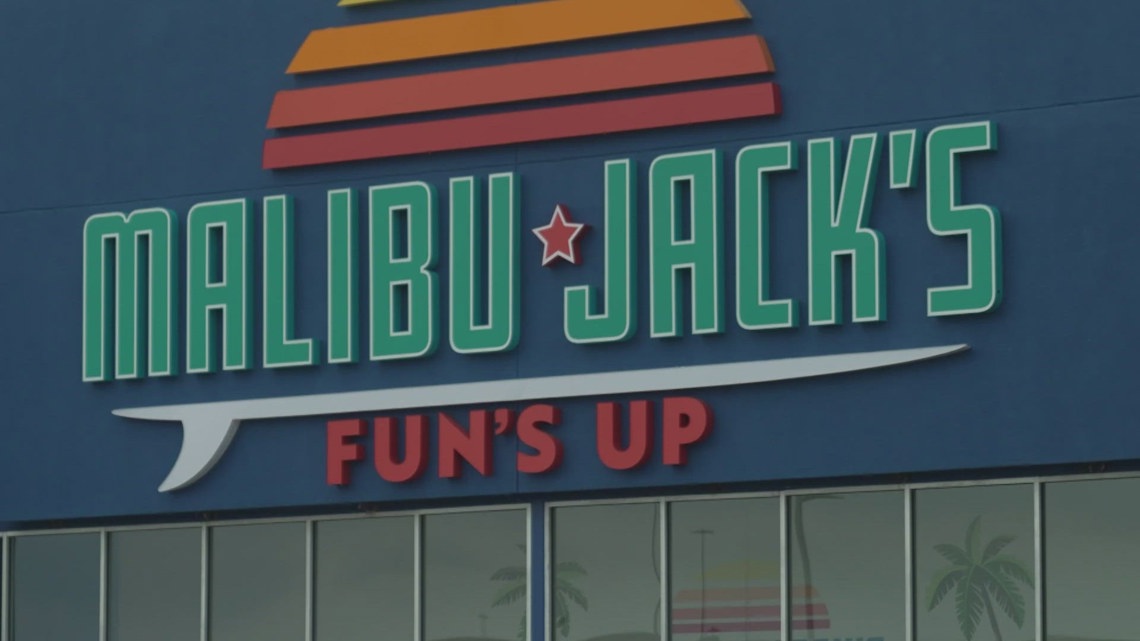 1 person killed, 1 teen arrested after fatal shooting outside Malibu Jacks | wfaa.com