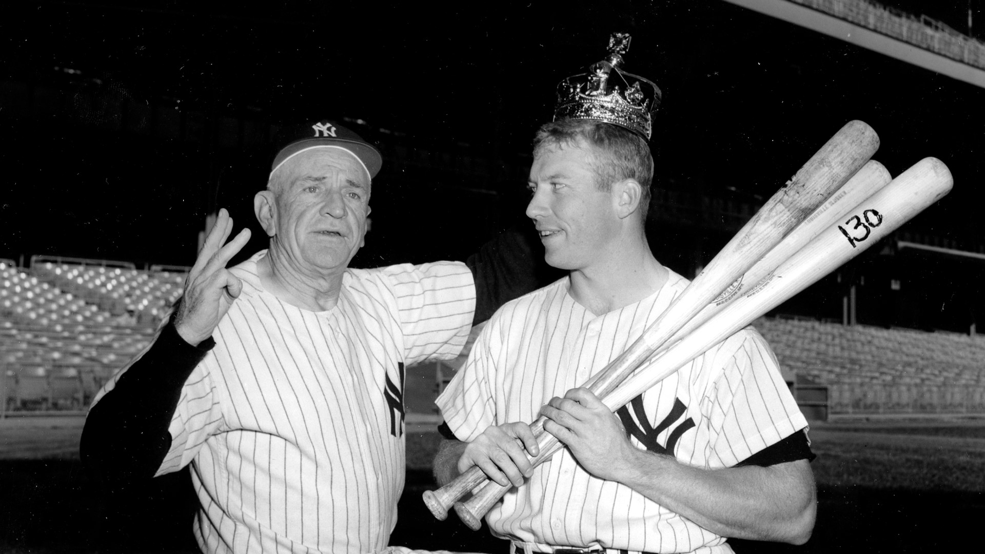 New York Yankees: Mickey Mantle son on 1952 Topps baseball card | wfaa.com