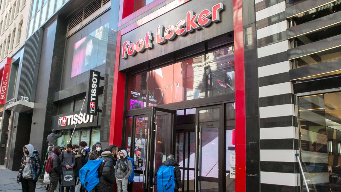 Foot Locker expanding presence in North Texas with new hub | wfaa.com