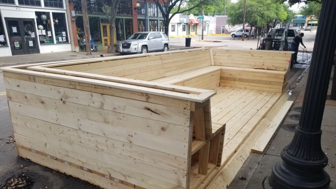 Group builds 'parklet' to expand outdoor dining options in Bishop Arts ...