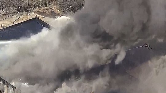 Emergency units dealing with large fire in Northwest Dallas | wfaa.com