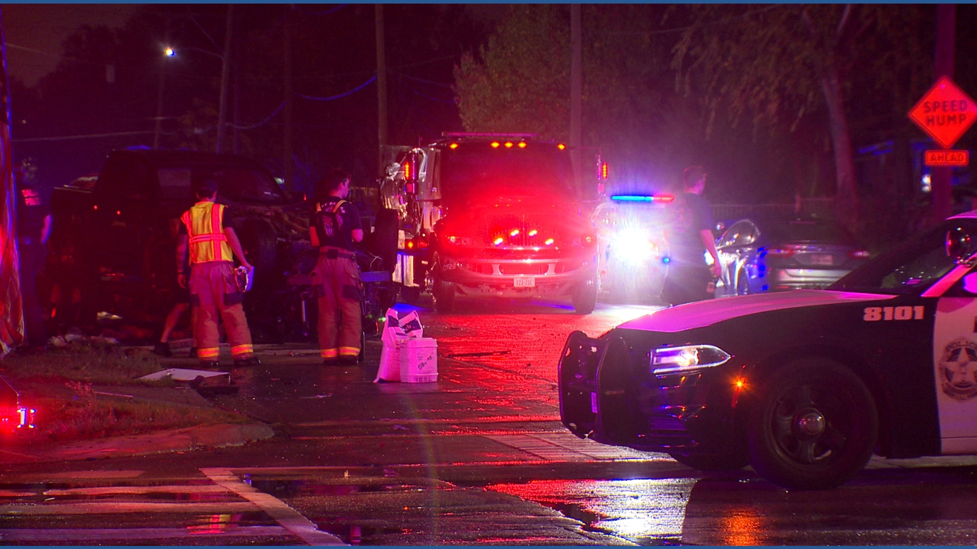 Four people injured after a stolen vehicle crash in Dallas | wfaa.com