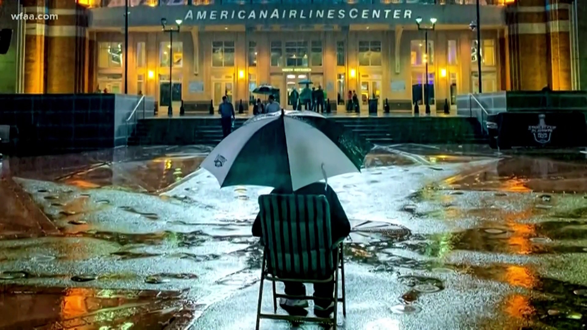 Dallas Stars 'Umbrella Guy' returns to the AAC, this time with a ticket ...