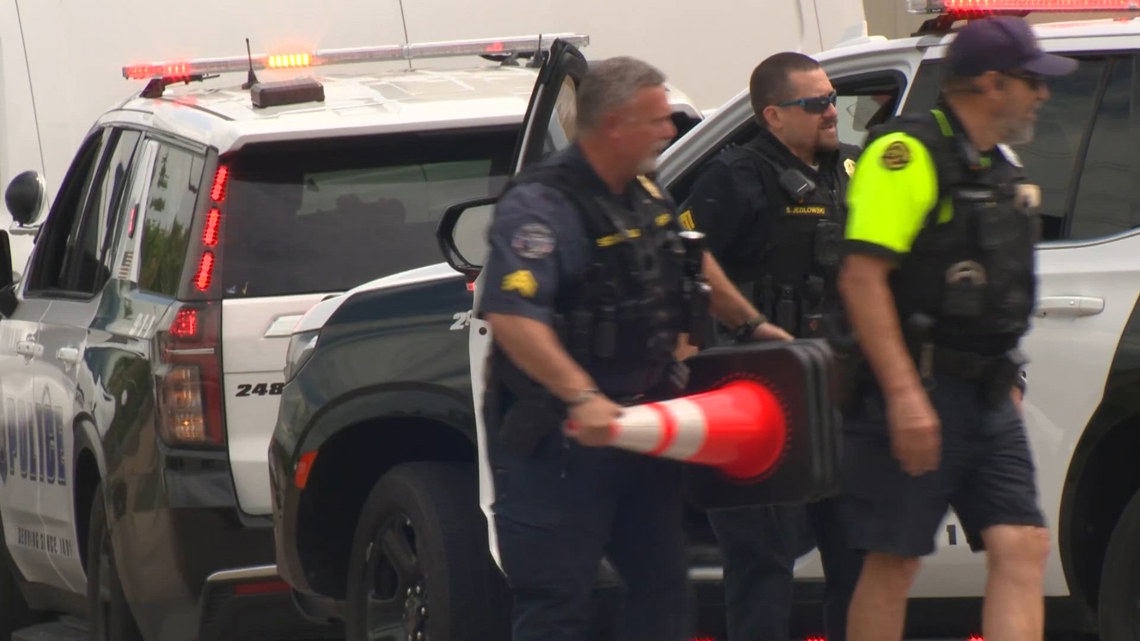 Man found shot, killed Saturday morning in Dallas, police say | wfaa.com