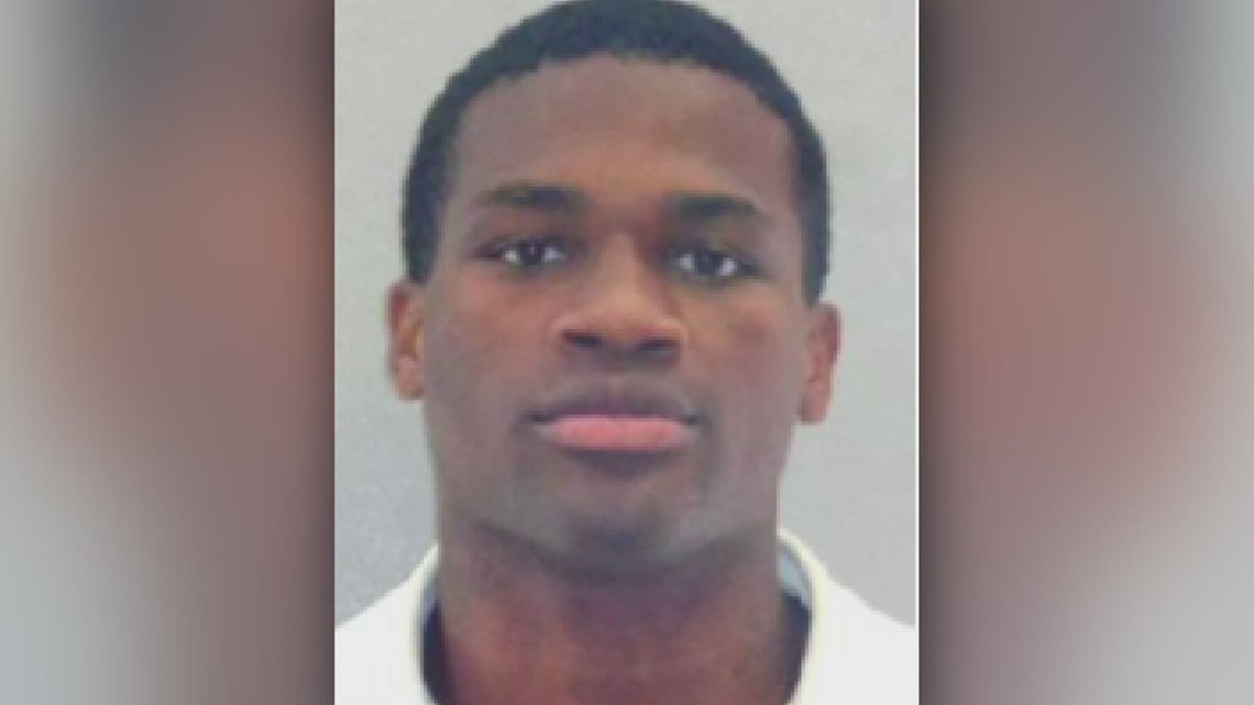 U S Marshals Service Looking For North Texas Triple Murder Suspect