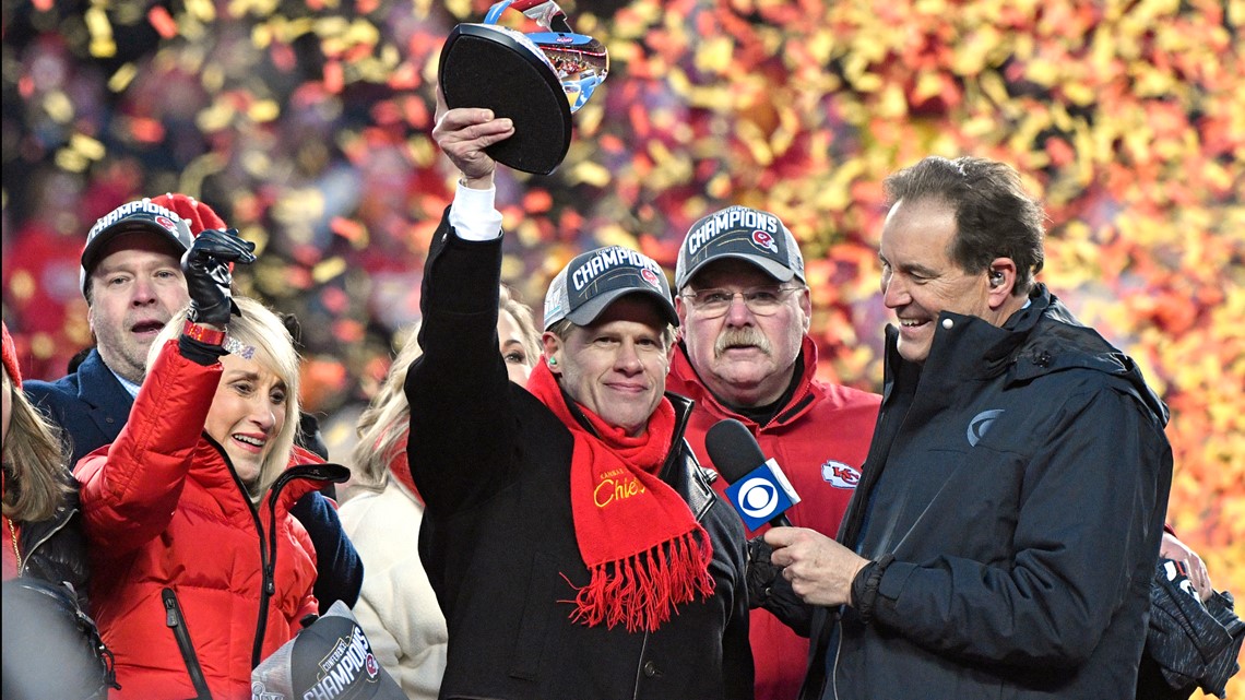 Hunt family, Chiefs remember Norma Hunt at Super Bowl | wfaa.com