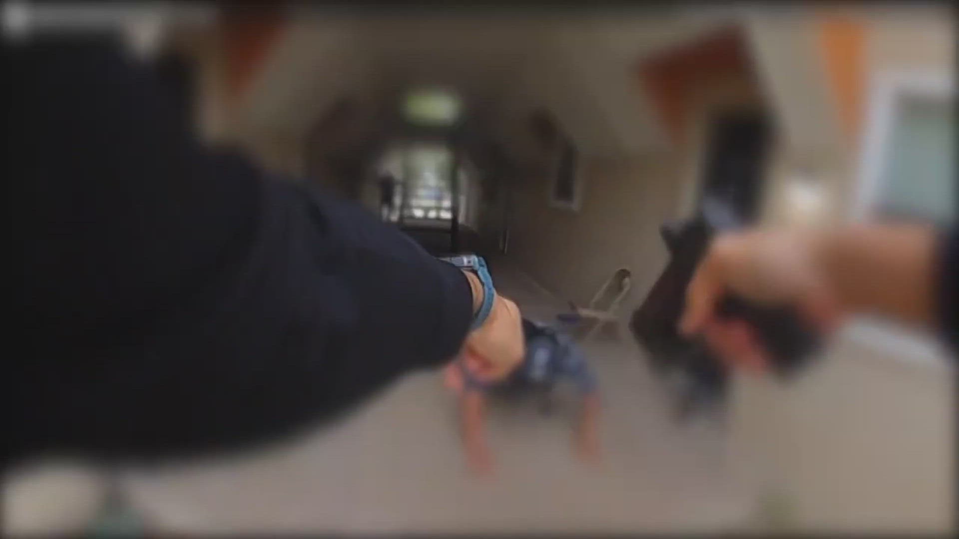 Texas police arrest suspect who was at the doorstep of man he was ...