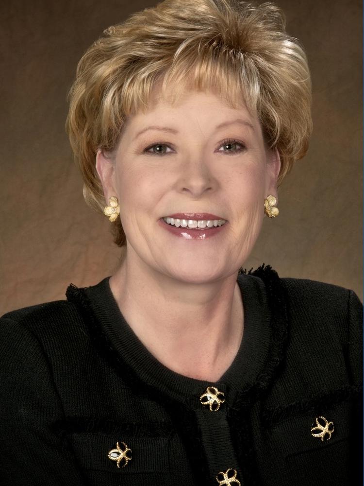 Diane McNulty, a former UT Dallas associate dean, dies at 76 | wfaa.com