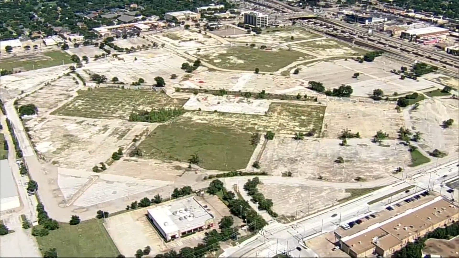 Where is Valley View Mall? What to know about the Mavericks' potential ...