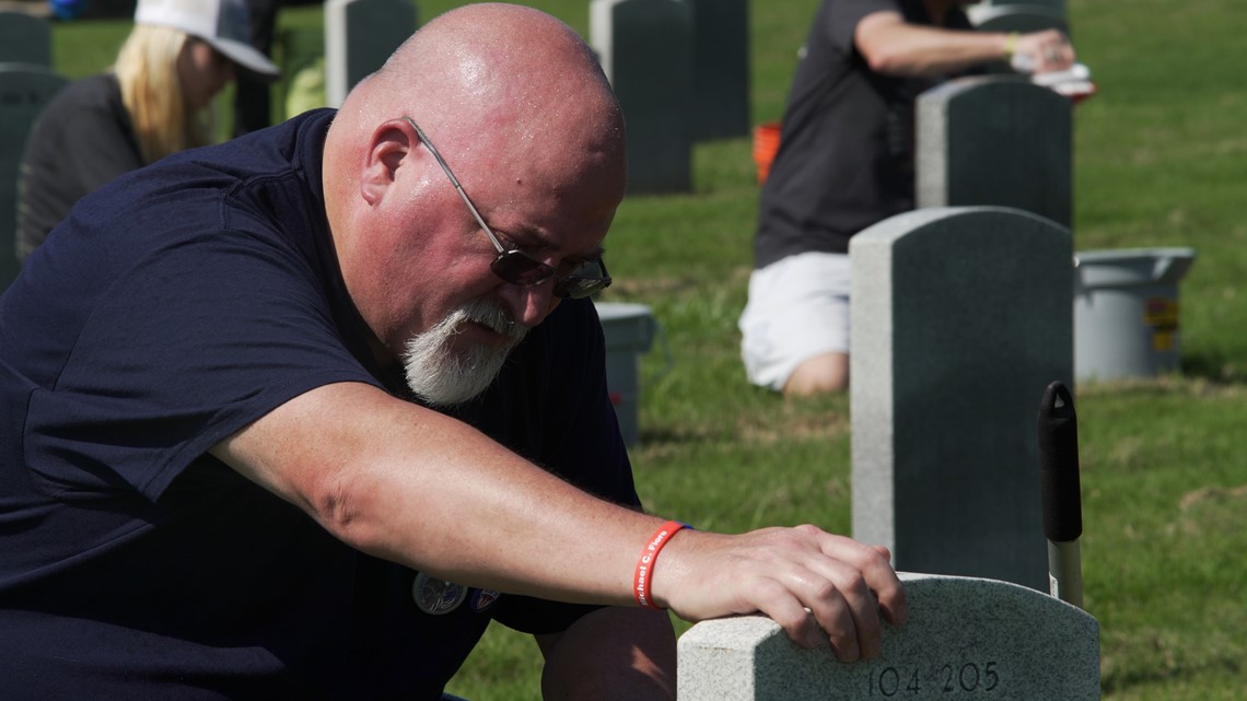 9/11: National Day of Service at DFW National Cemetery | wfaa.com