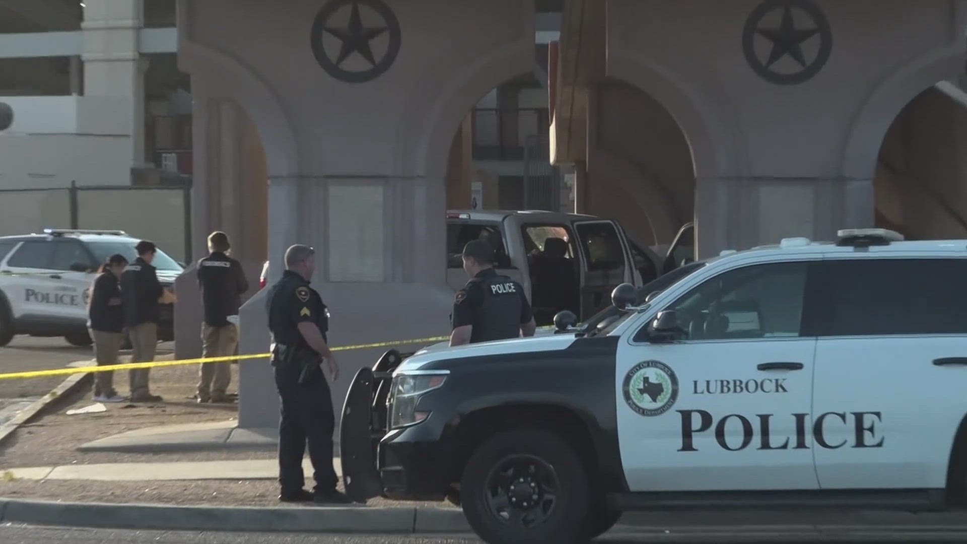 Texas Tech shooting: 2 police officers shot, suspect killed | wfaa.com