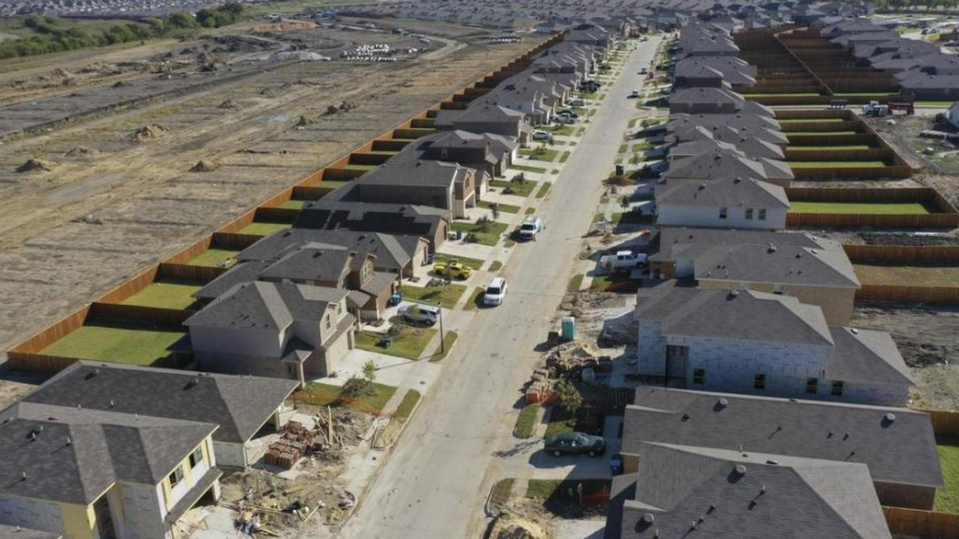 Forney: City to build bridge over railroad, easing traffic | wfaa.com
