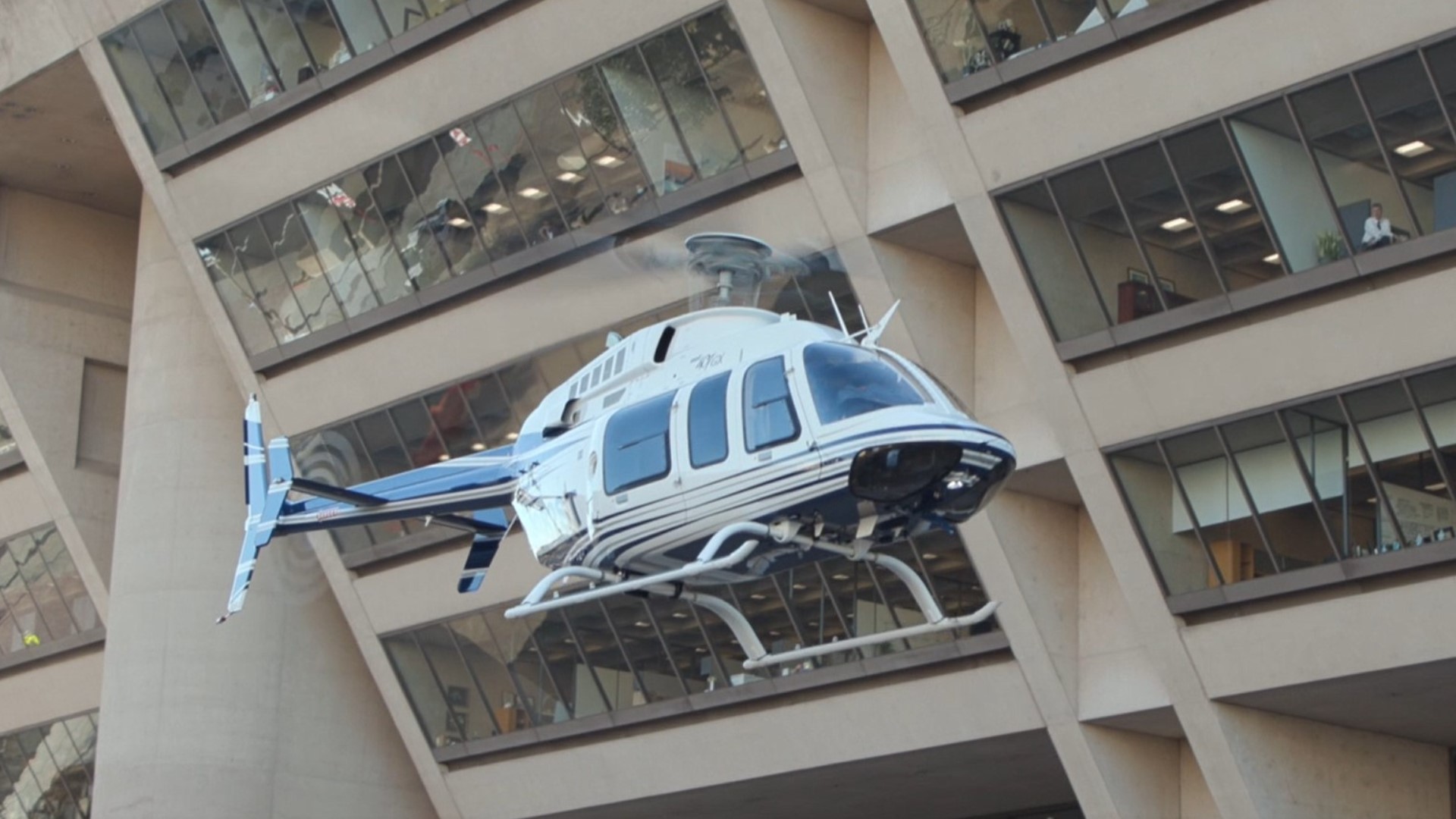 Ross Perot, Jr. gifts new helicopter to Dallas Police Department | wfaa.com