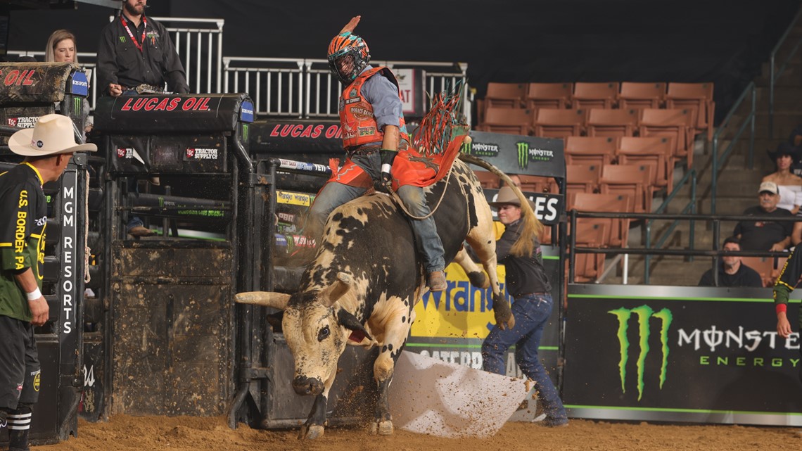 Brazilian bull riders on the PBR call this Texas town home | wfaa.com