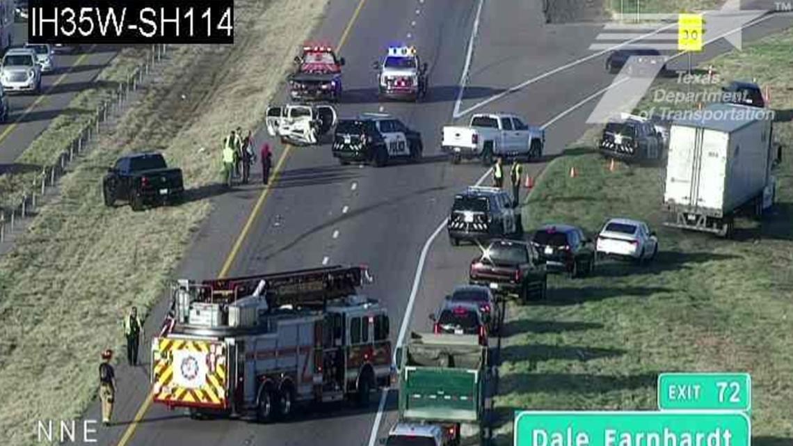 Woman killed in crash on I-35W in Northlake, police say | wfaa.com