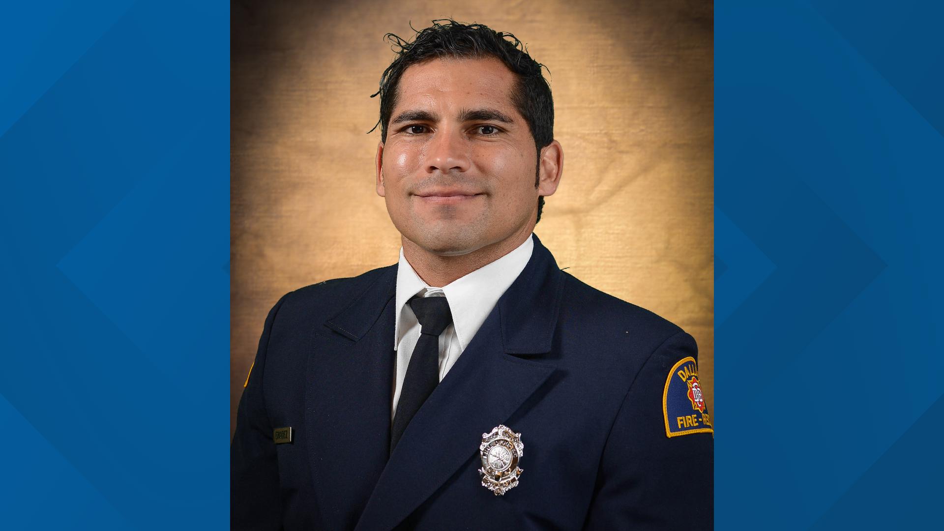 Officials search for missing Dallas firefighter, officials say | wfaa.com