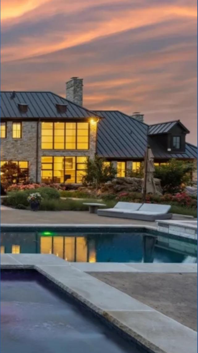 Glenn Beck sells DFW mansion ahead of move out of Texas | wfaa.com