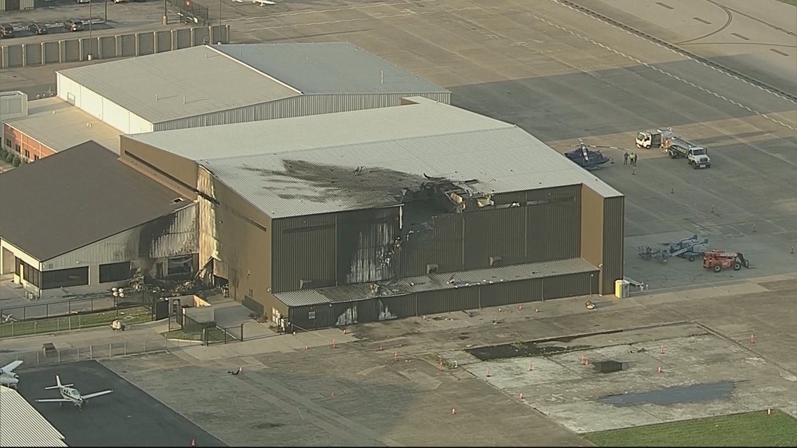 Family of 4 among 10 killed in Addison plane crash | wfaa.com