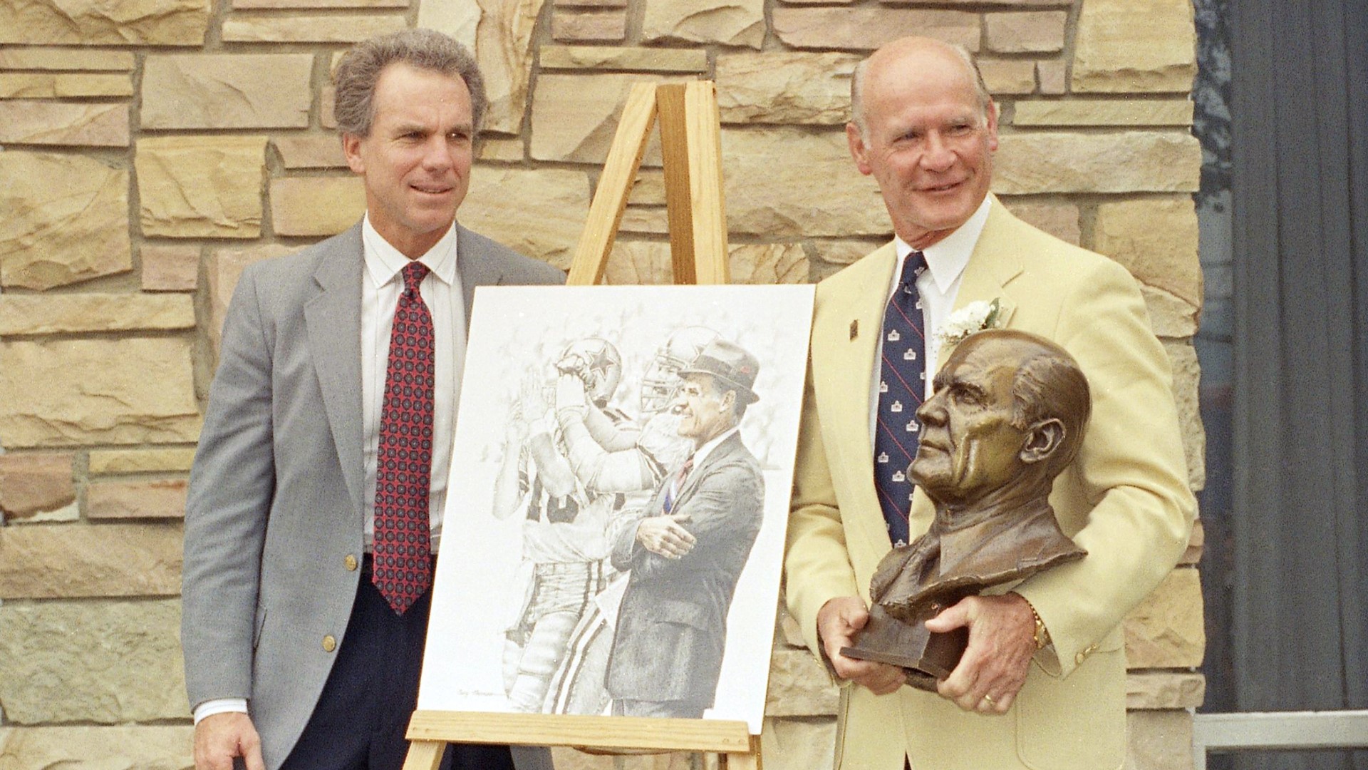 Tom Landry inducted into Hall of Fame 30 years ago | wfaa.com