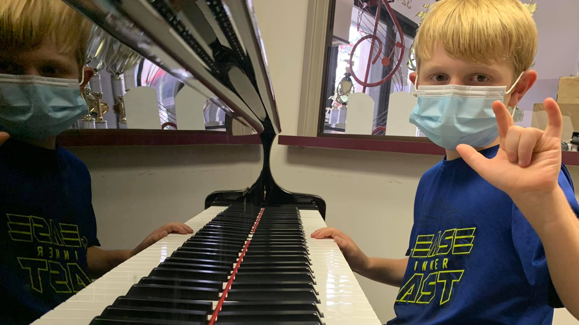 When her students couldn’t afford lessons, this music teacher kept ...